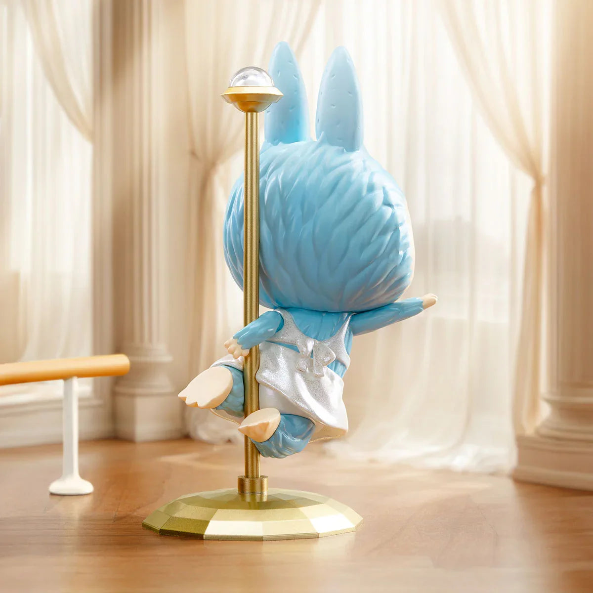 LABUBU Rhythmic gymnastics Figure – ri-son